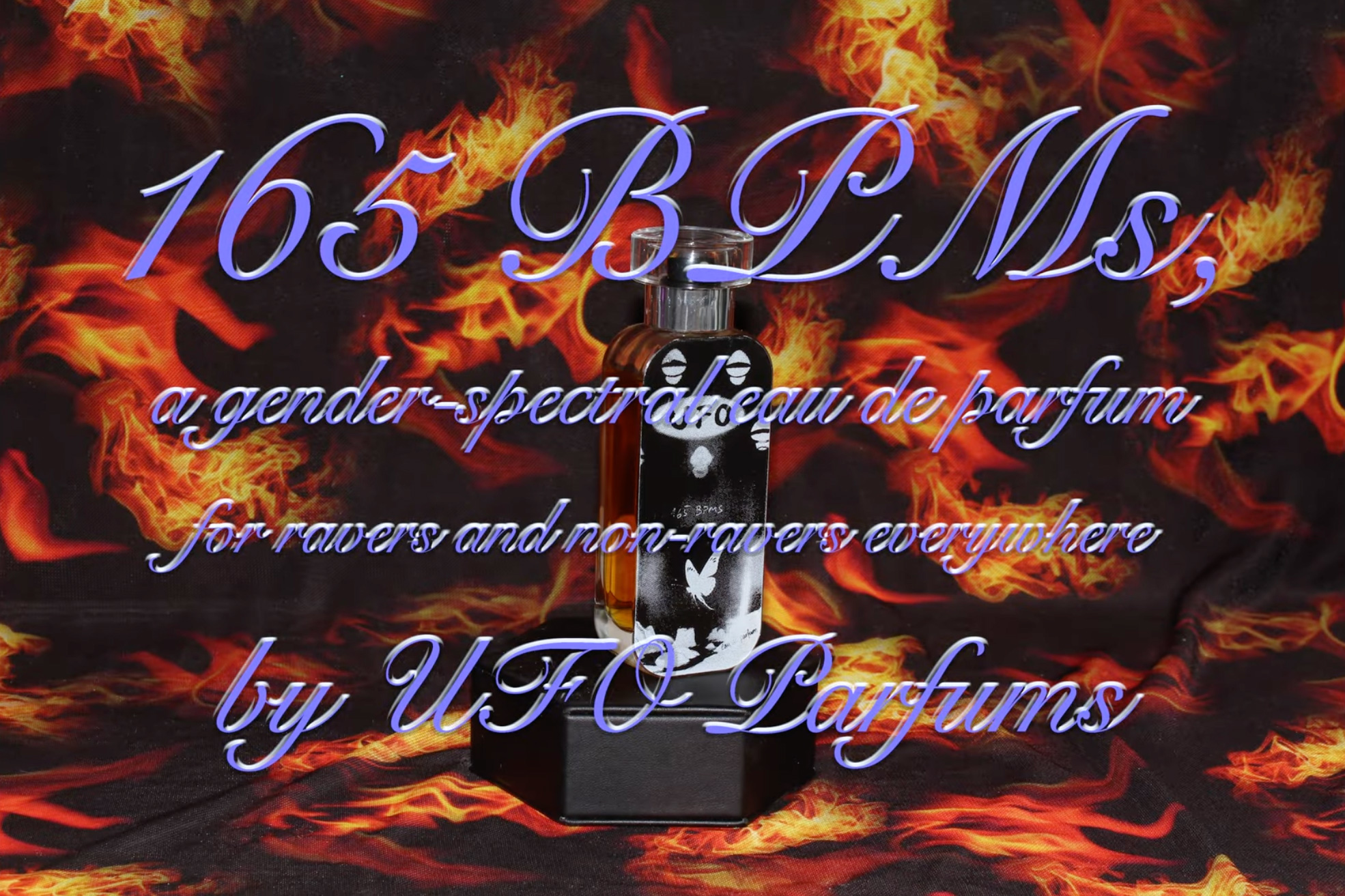 Itt a 165 BPM nevű parfüm, amit a hardcore techno gyúlékony energiája ...