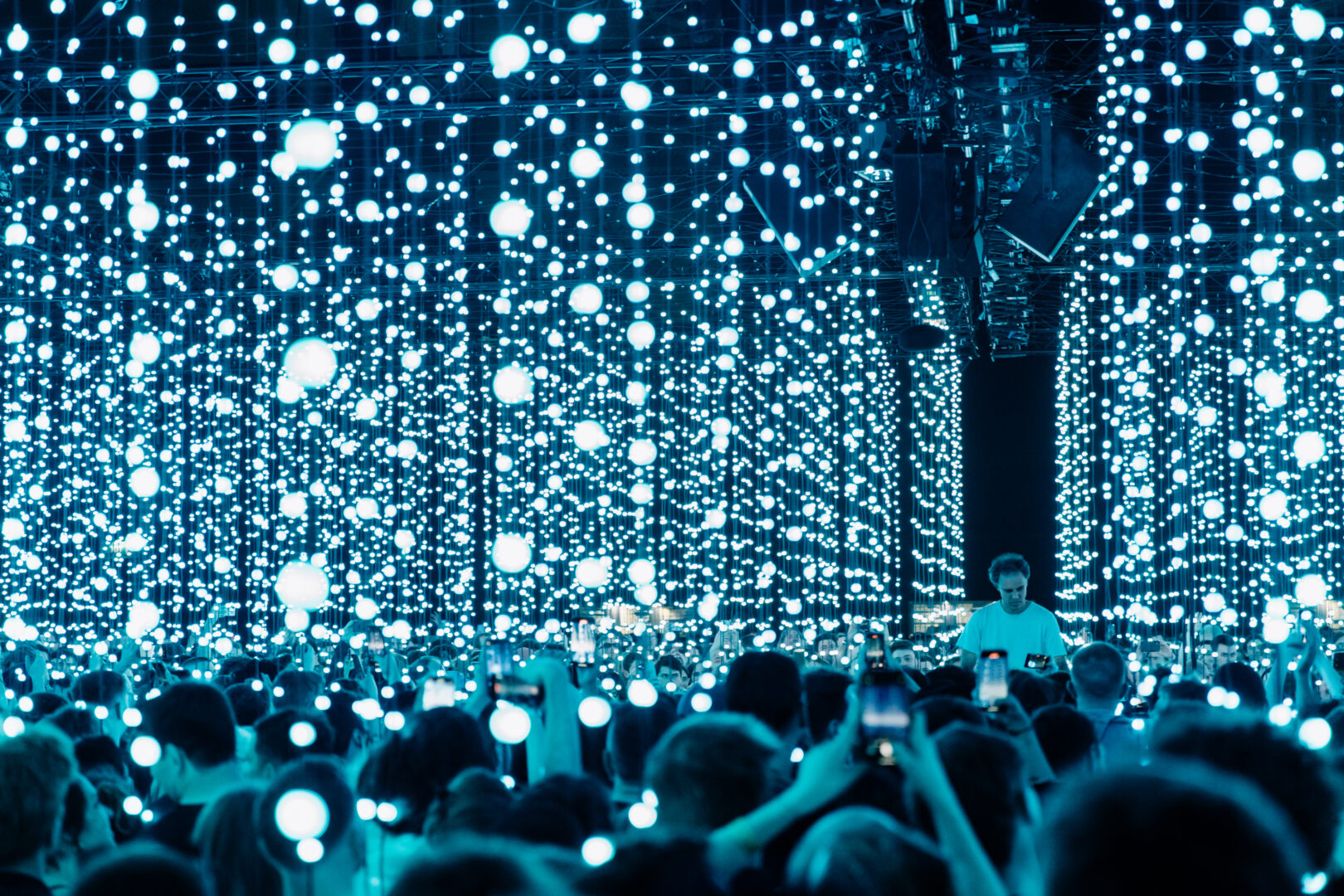 Four Tet live albumként kidobta a londoni Alexandra Palace-os fellépését | Electronic Beats Hungary