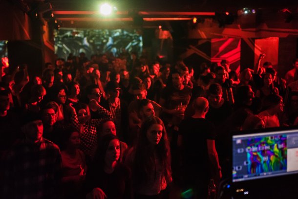 Alte cinci cluburi din România unde poți asculta muzică electronică ...